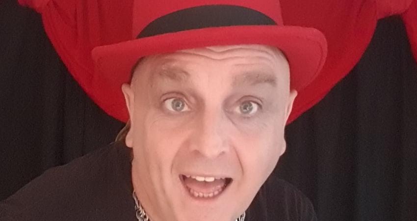 ALEX GREEN + MISS SIBYL VANE + EVANGELINE LA POM + CAMPBELL GLAZIER ...