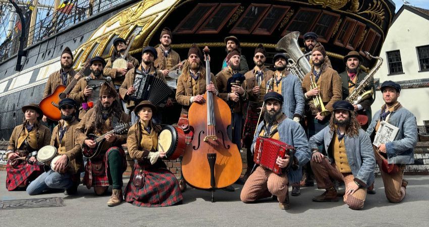 OLD TIME SAILORS ---- PIRATES MUTINY
